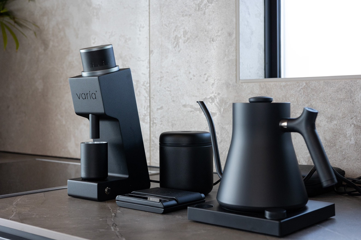 ブラックなコーヒー器具 - DEARS COFFEE（ディアーズコーヒー）