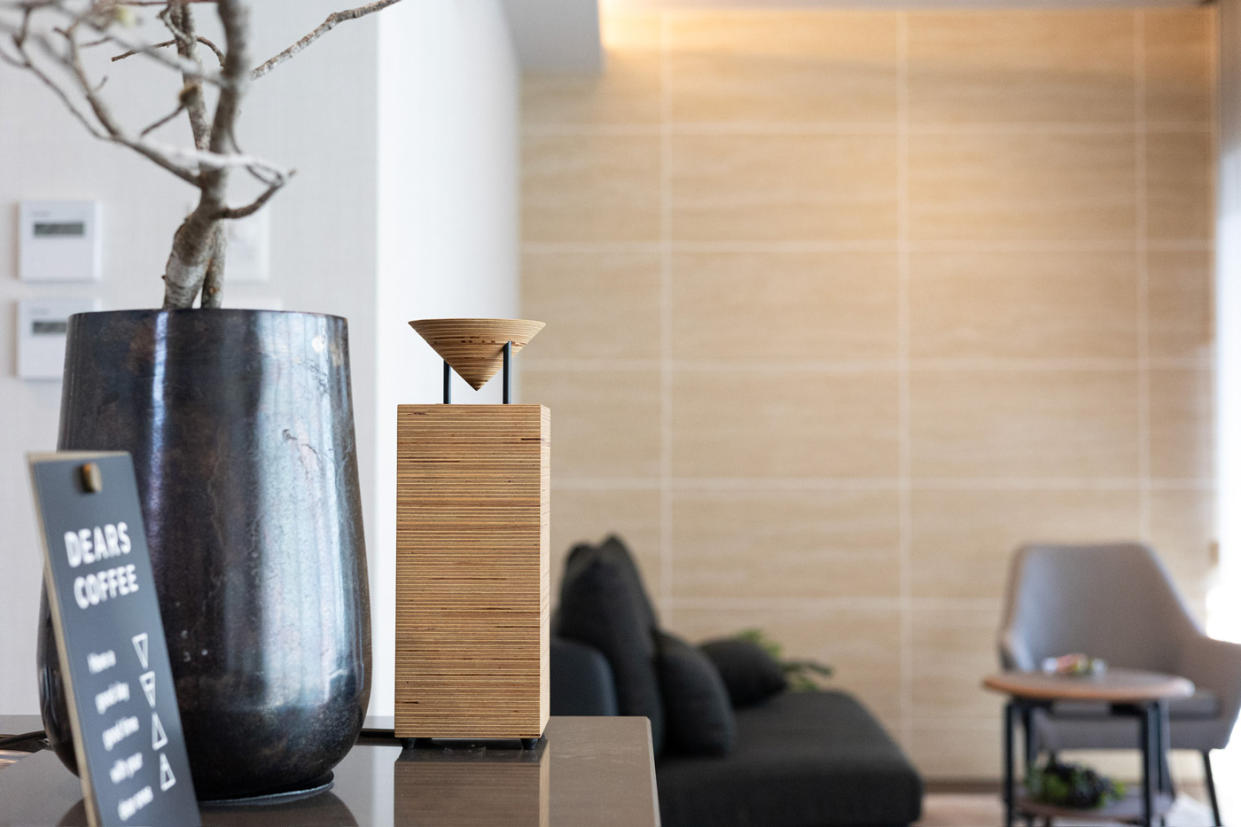 空間全体に音が広がる生活空間 / Taguchi（タグチ）LITTLE BELL - DEARS COFFEE（ディアーズコーヒー）